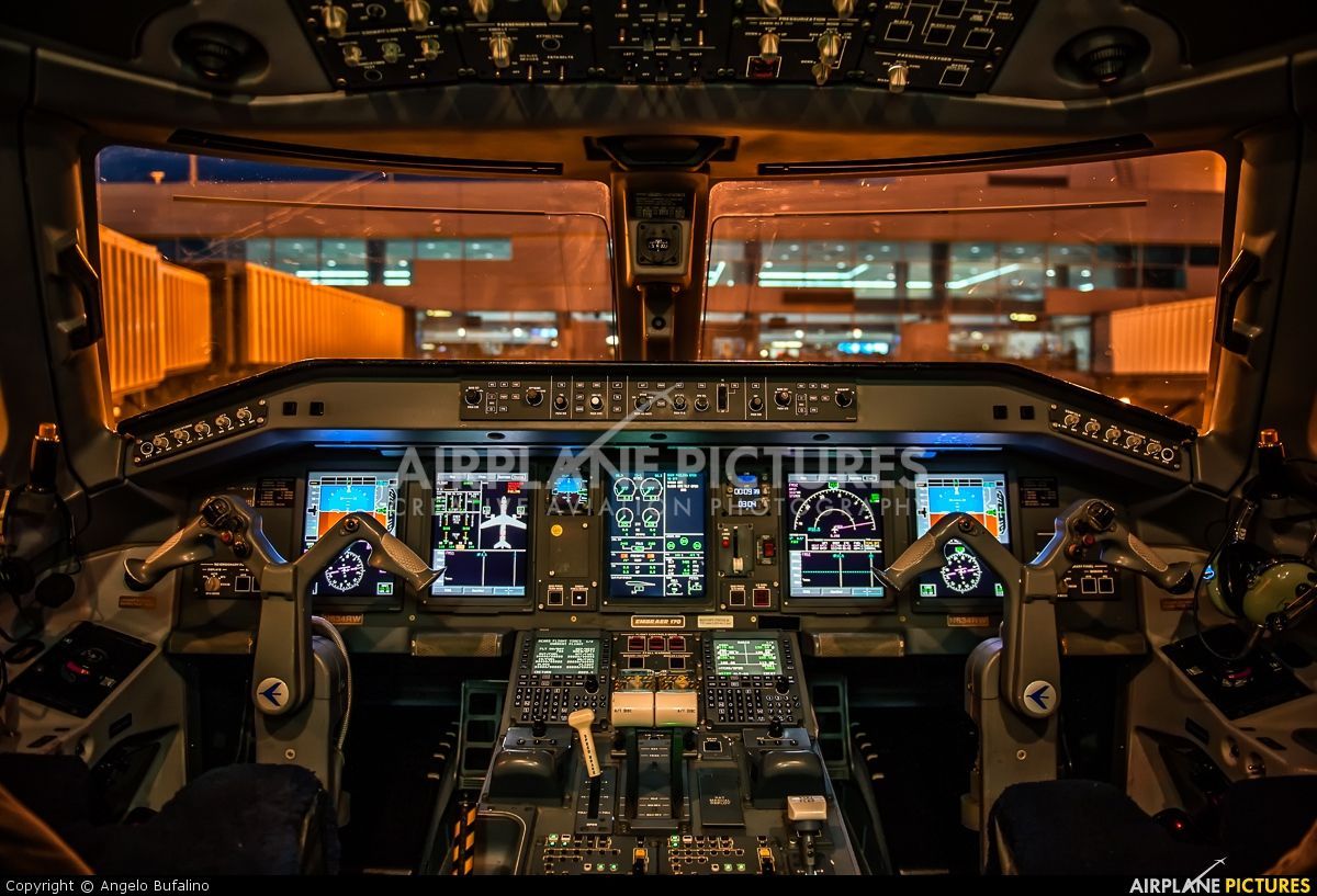 Flight Deck Wallpapers - Top Free Flight Deck Backgrounds - WallpaperAccess