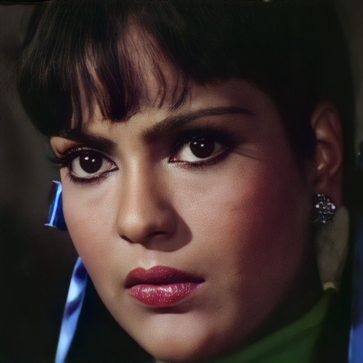 Zeenat Aman Wallpapers - Top Free Zeenat Aman Backgrounds - WallpaperAccess