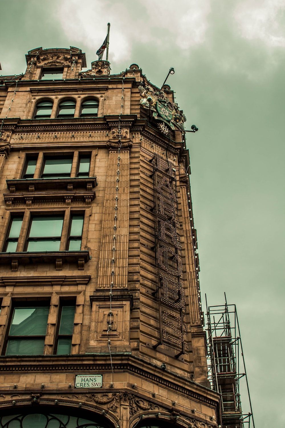 Harrods Wallpapers - Top Free Harrods Backgrounds - WallpaperAccess
