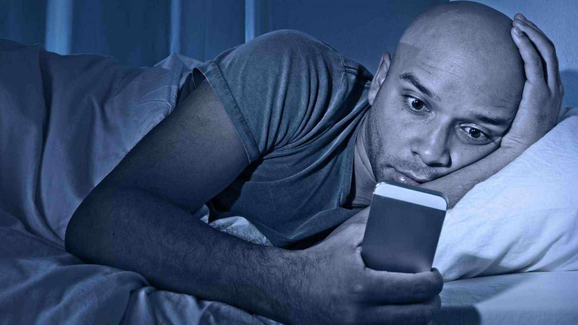 Social Media Addiction Wallpapers - Top Free Social Media Addiction ...