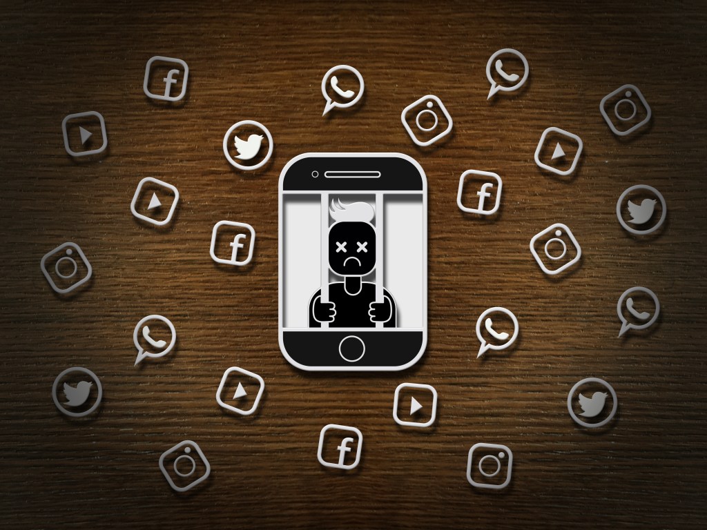 Social Media Addiction Wallpapers - Top Free Social Media Addiction ...