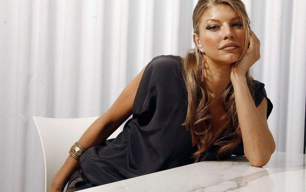 Fergie Wallpapers - Top Free Fergie Backgrounds - WallpaperAccess