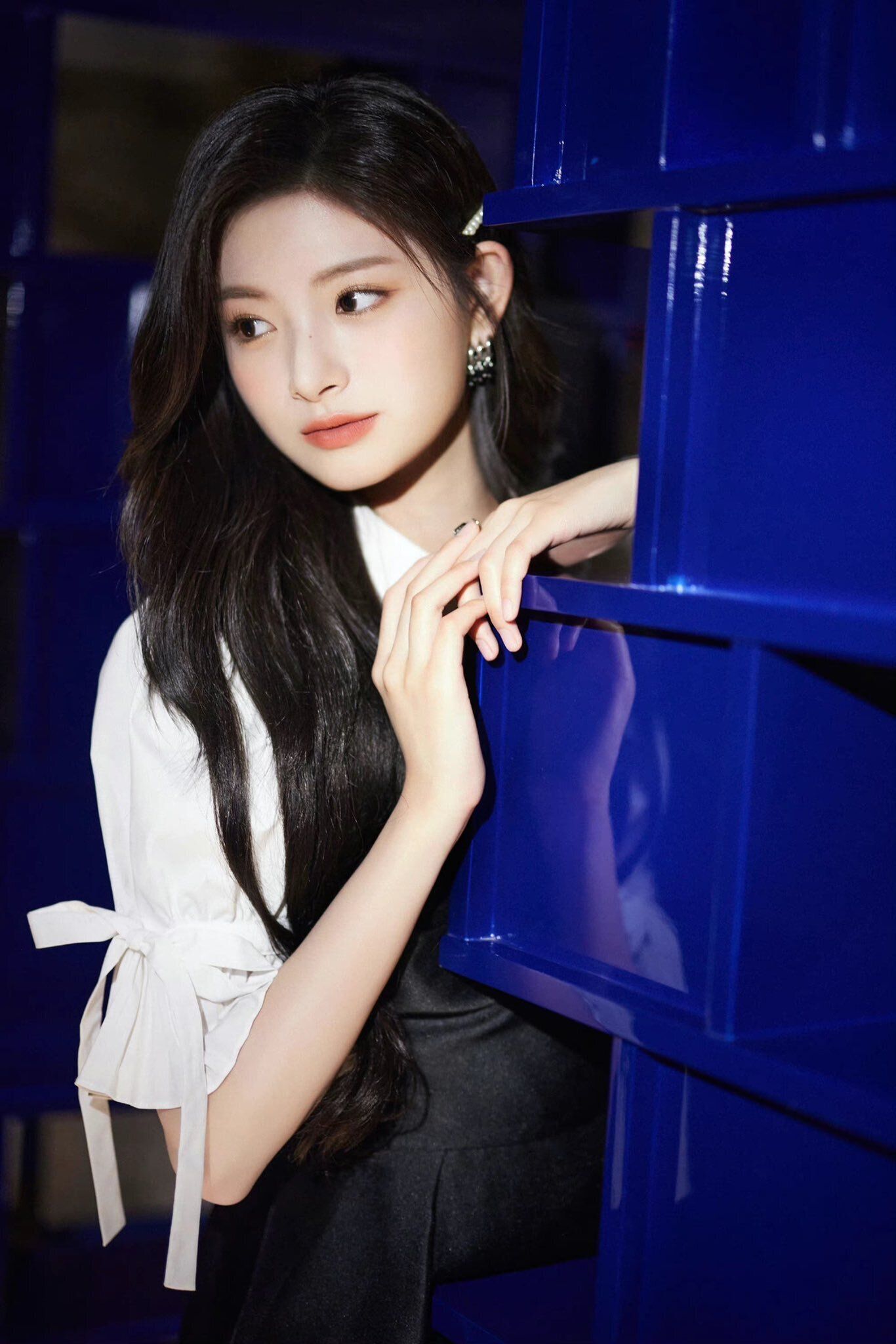 Wang Yiren Wallpapers - Top Free Wang Yiren Backgrounds - WallpaperAccess