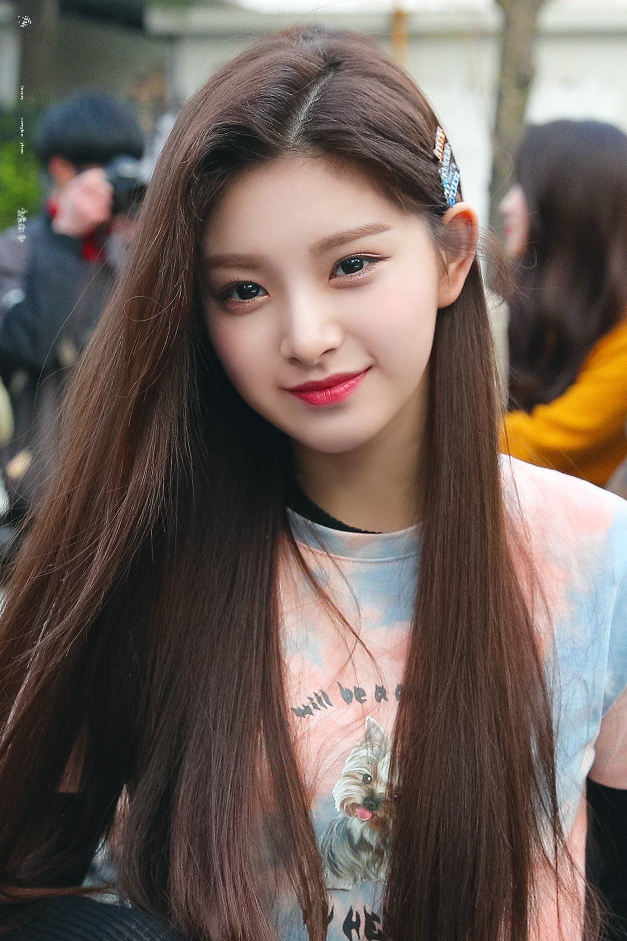 Wang Yiren Wallpapers - Top Free Wang Yiren Backgrounds - WallpaperAccess