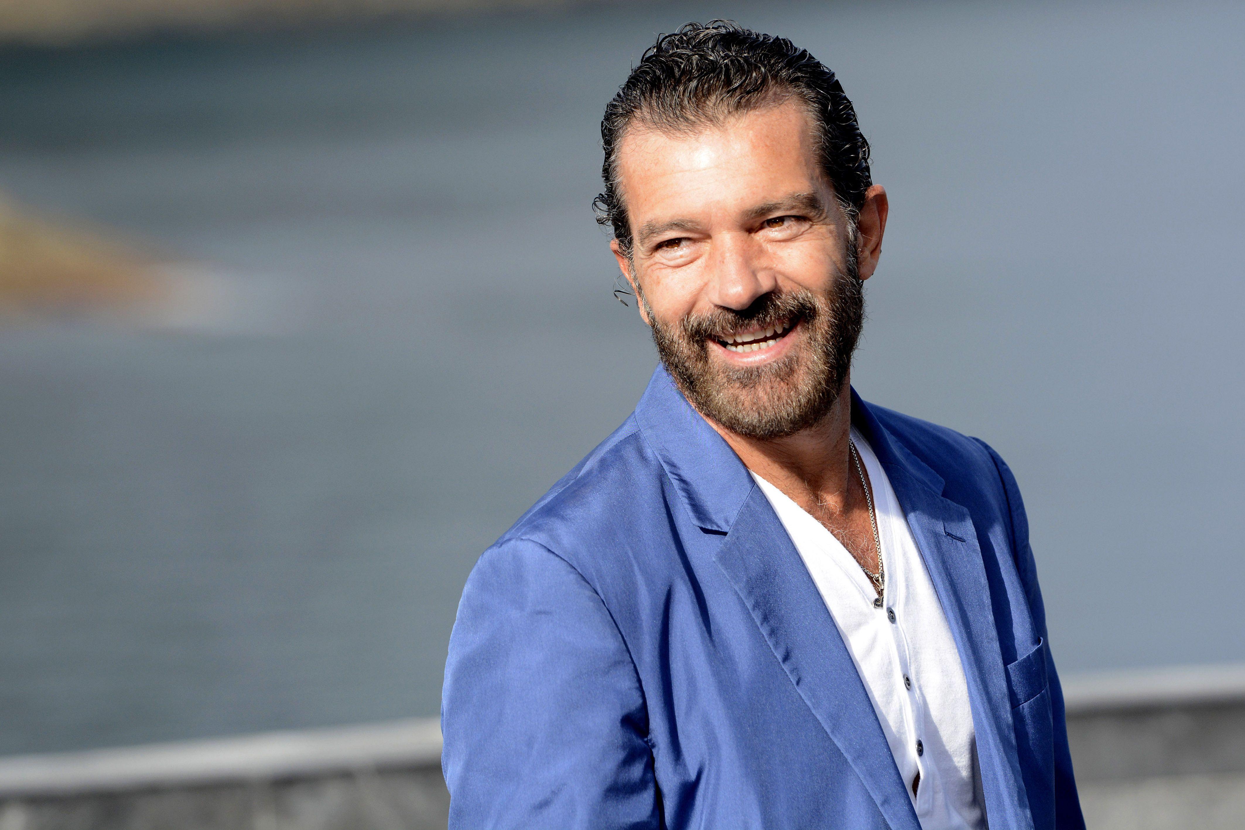 Antonio Banderas Wallpapers - Top Free Antonio Banderas Backgrounds ...