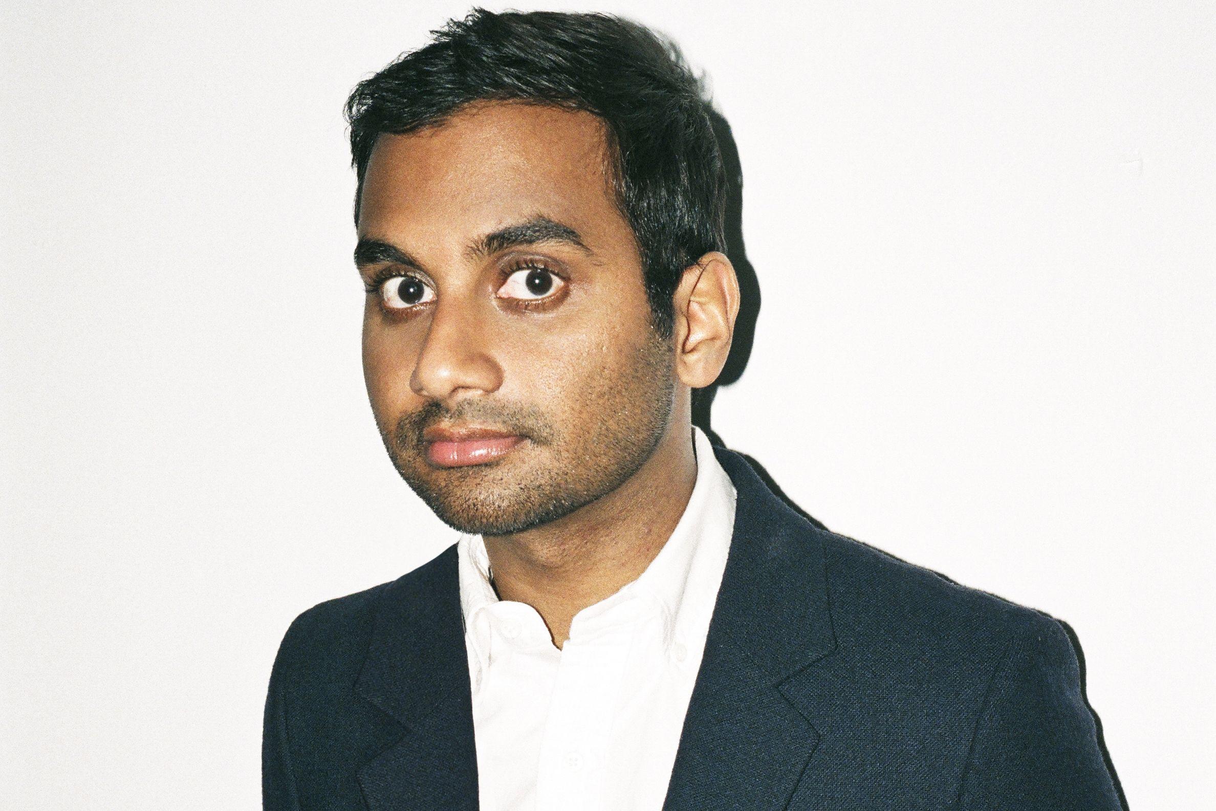 Aziz Ansari Wallpapers - Top Free Aziz Ansari Backgrounds - WallpaperAccess
