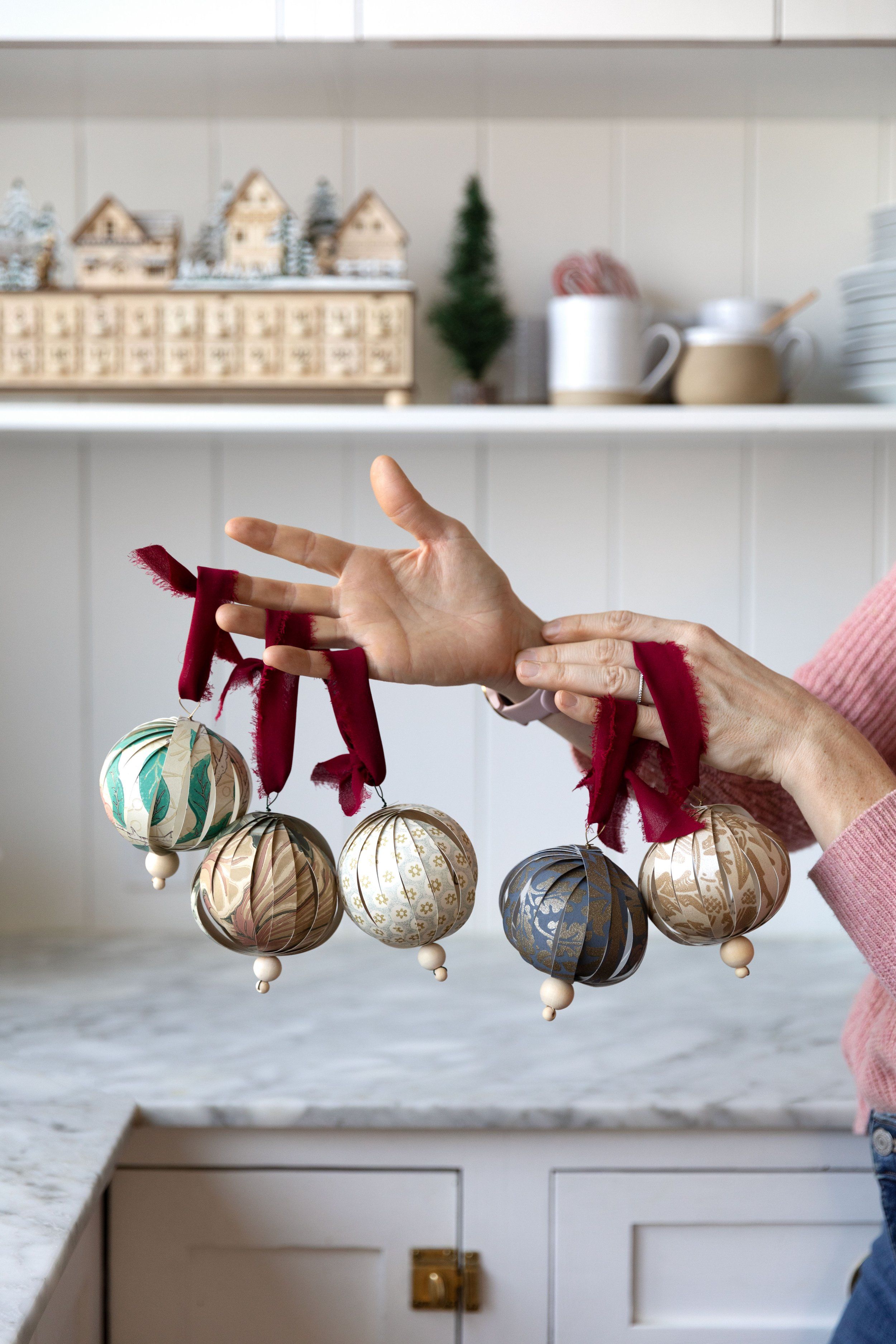 Baubles Wallpapers - Top Free Baubles Backgrounds - WallpaperAccess