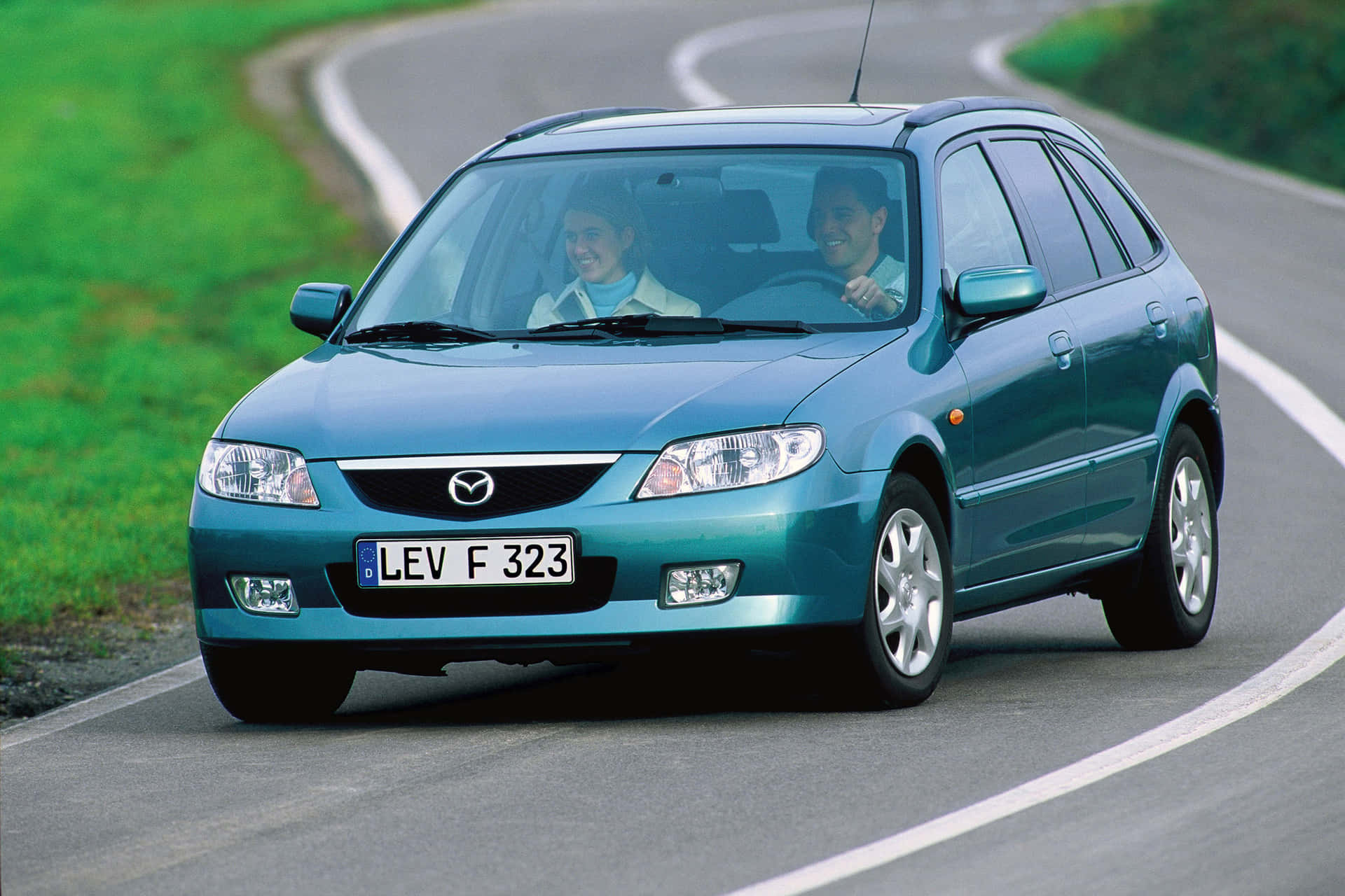 Mazda 323 Wallpapers - Top Free Mazda 323 Backgrounds - WallpaperAccess