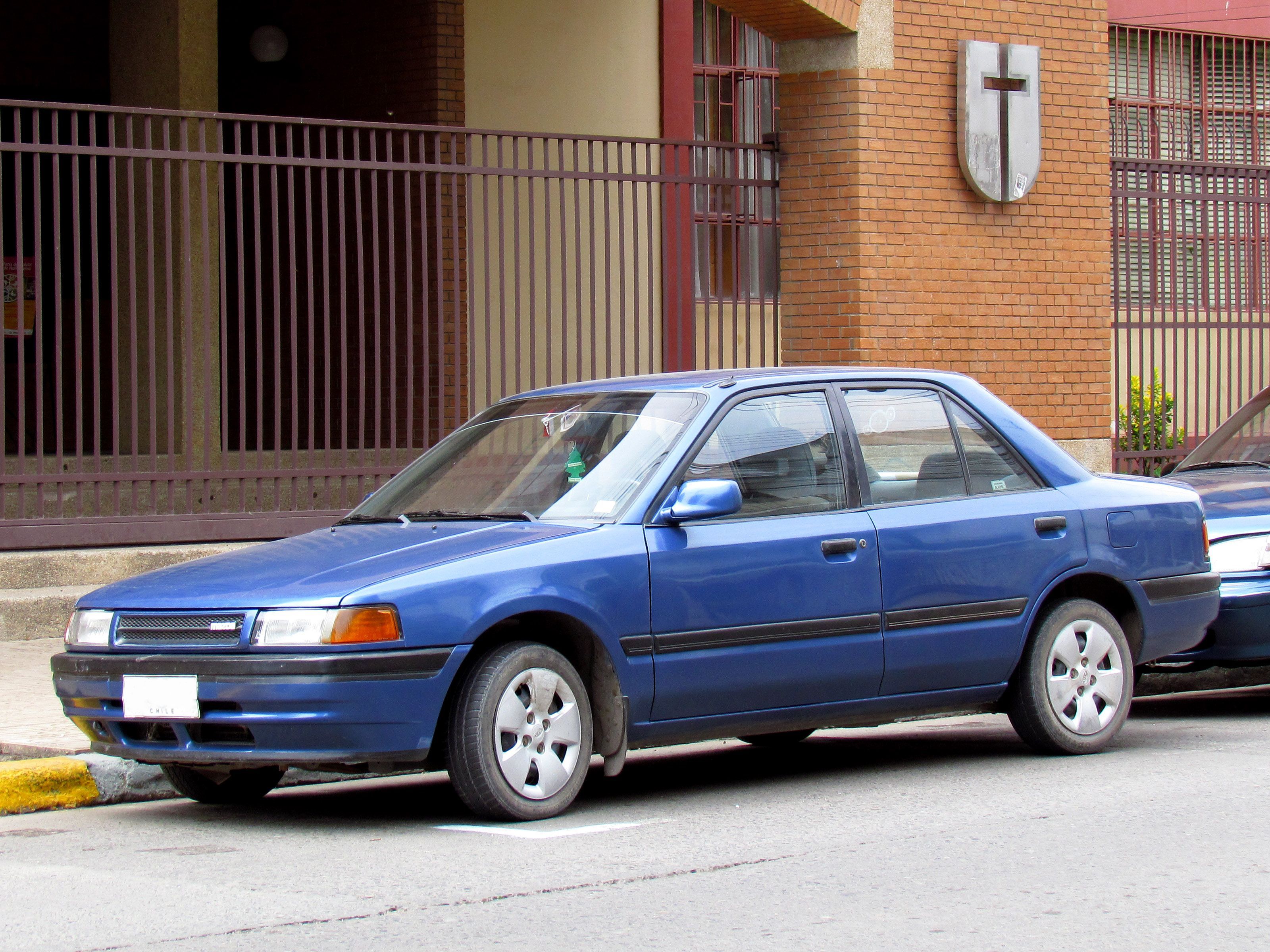 Mazda 323 Wallpapers - Top Free Mazda 323 Backgrounds - WallpaperAccess