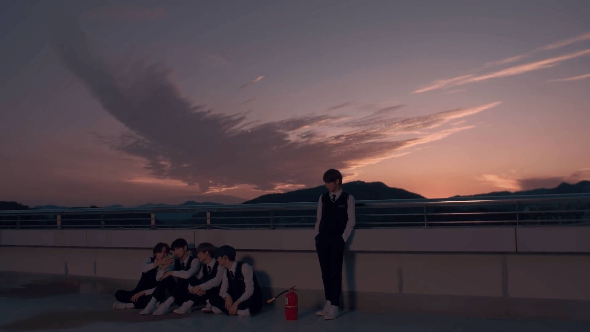 Run Away Wallpapers - Top Free Run Away Backgrounds - WallpaperAccess