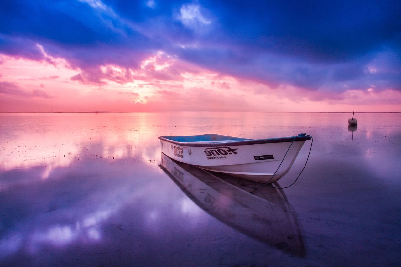 Beach Boat Wallpapers - Top Free Beach Boat Backgrounds - WallpaperAccess