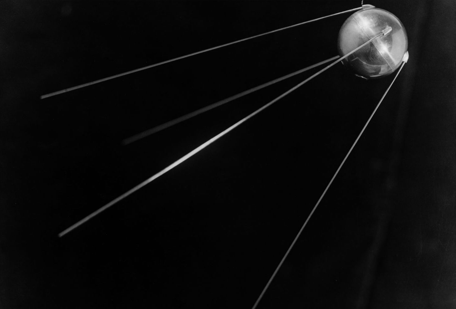Sputnik Wallpapers - Top Free Sputnik Backgrounds - WallpaperAccess