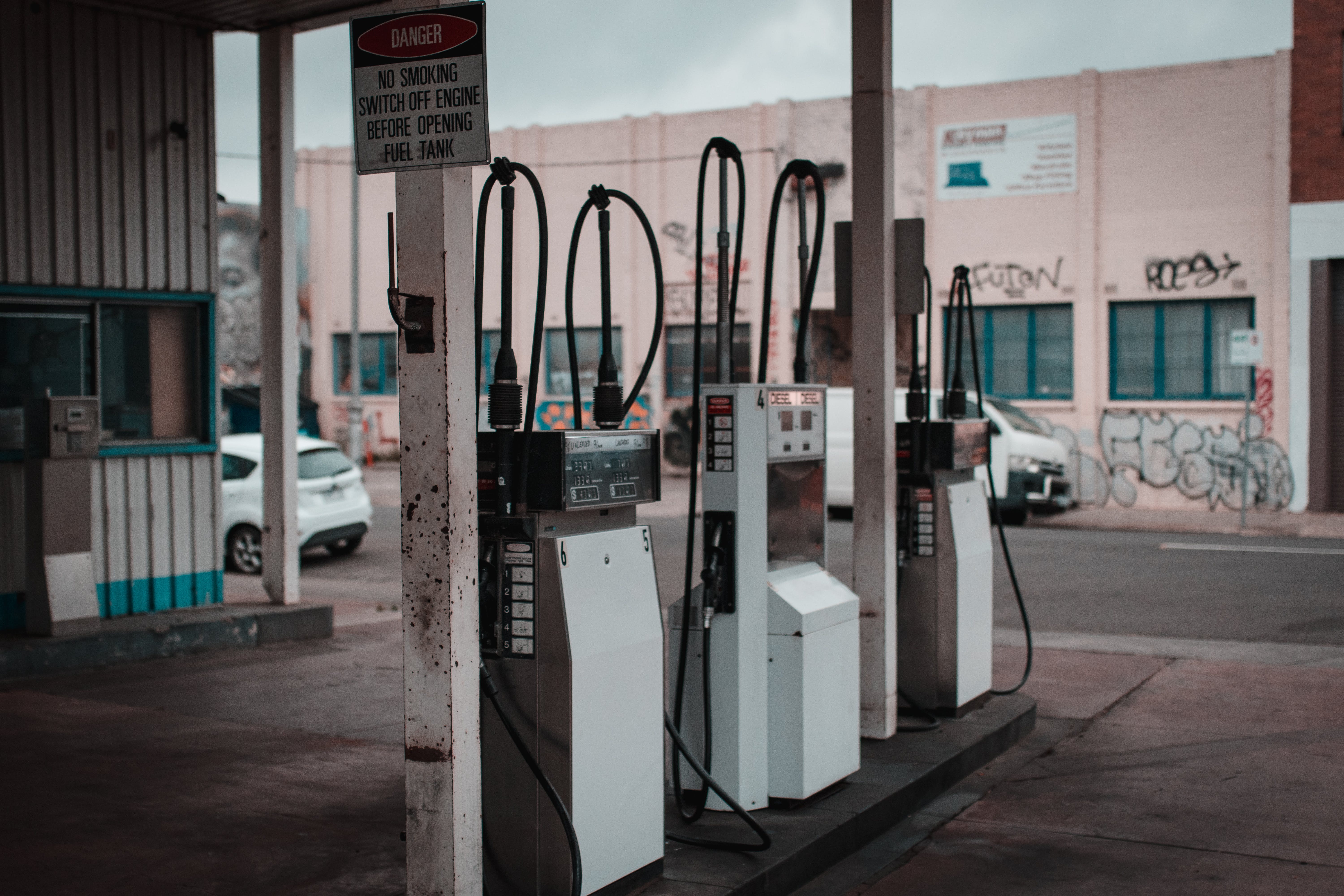Petrol Pump Wallpapers - Top Free Petrol Pump Backgrounds - WallpaperAccess
