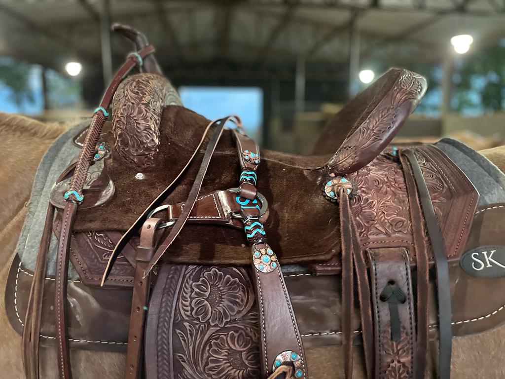 Saddle Wallpapers - Top Free Saddle Backgrounds - WallpaperAccess