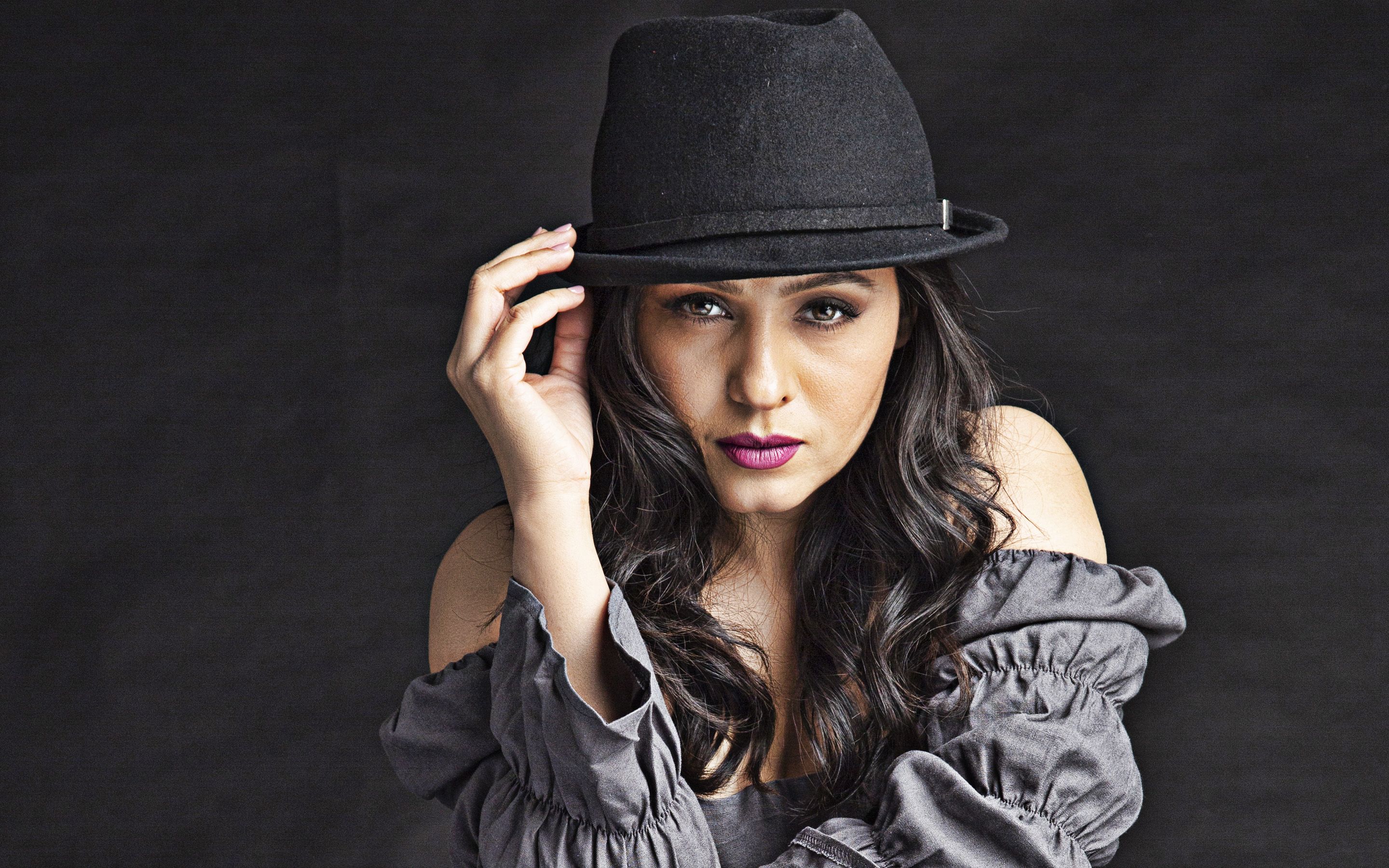 Sunidhi Chauhan Wallpapers - Top Free Sunidhi Chauhan Backgrounds ...