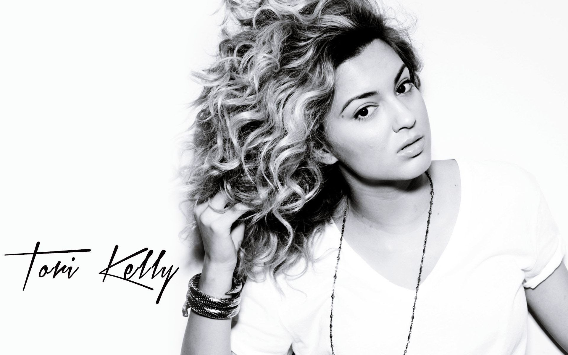 Tori Kelly Wallpapers - Top Free Tori Kelly Backgrounds - WallpaperAccess