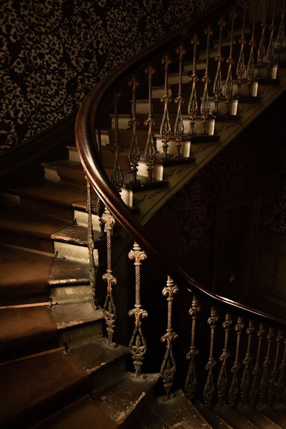 Old Mansion Wallpapers - Top Free Old Mansion Backgrounds - WallpaperAccess