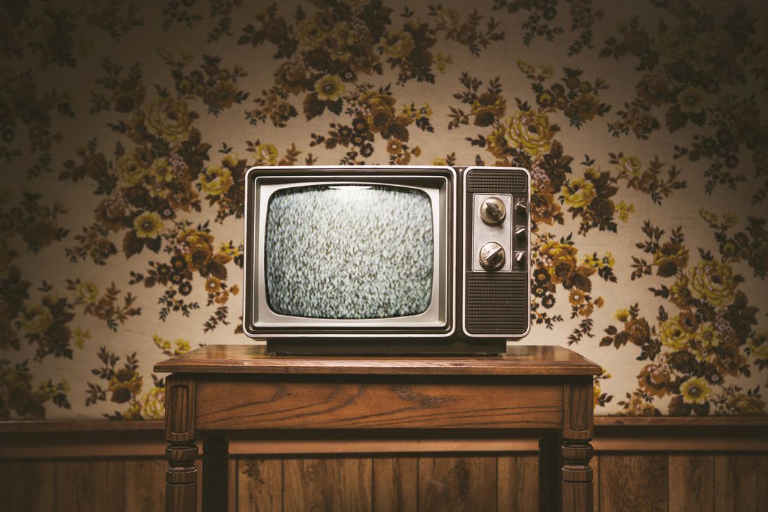 Tv Set Wallpapers - Top Free Tv Set Backgrounds - WallpaperAccess