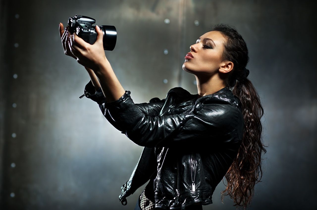 Girl With Camera Wallpapers - Top Free Girl With Camera Backgrounds ...