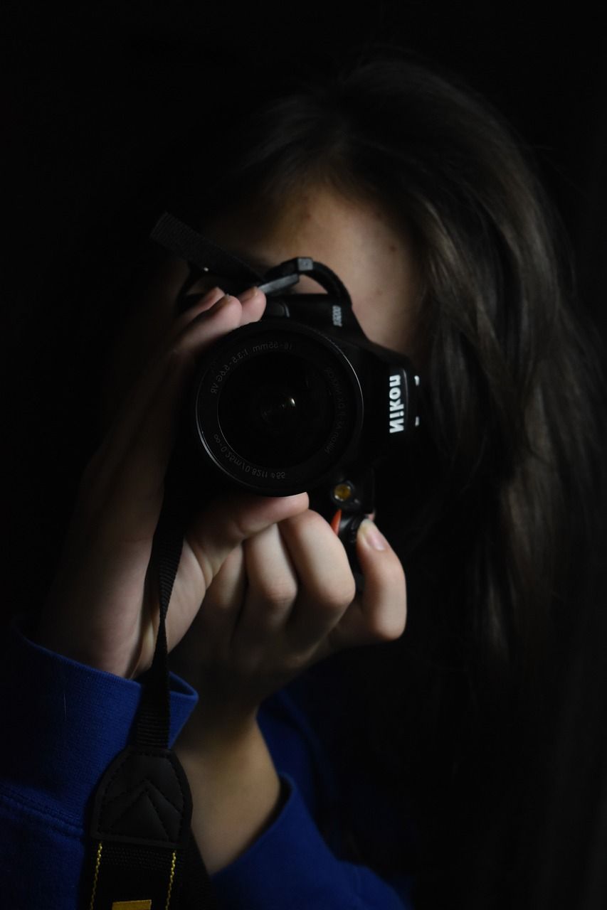 Girl With Camera Wallpapers - Top Free Girl With Camera Backgrounds ...