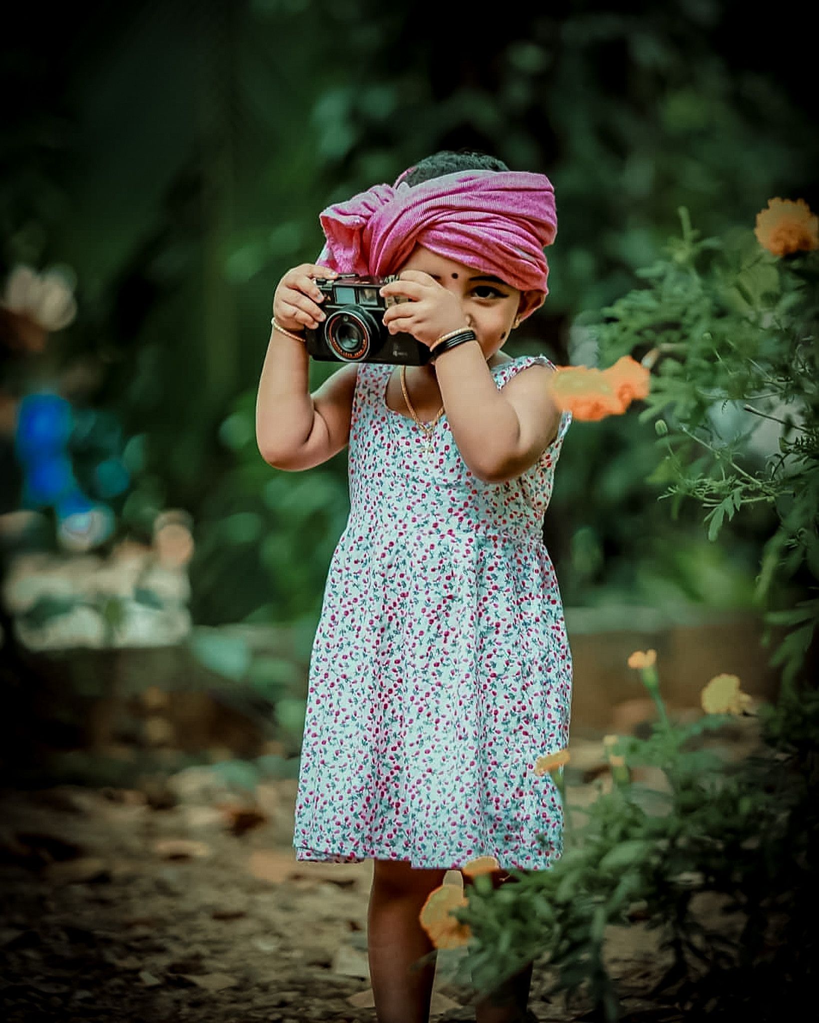 Girl With Camera Wallpapers - Top Free Girl With Camera Backgrounds ...