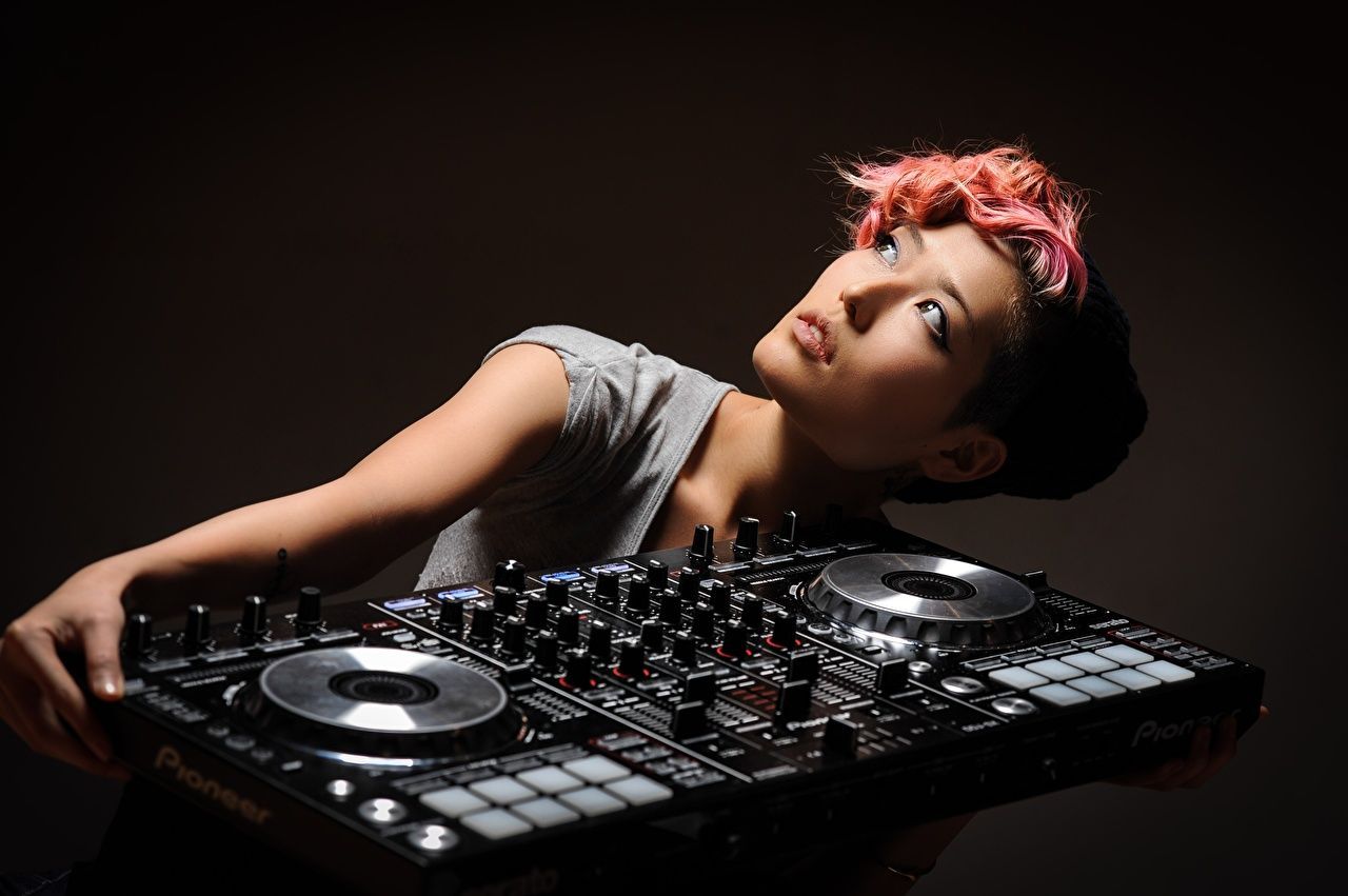 Disc Jockey Wallpapers - Top Free Disc Jockey Backgrounds - WallpaperAccess