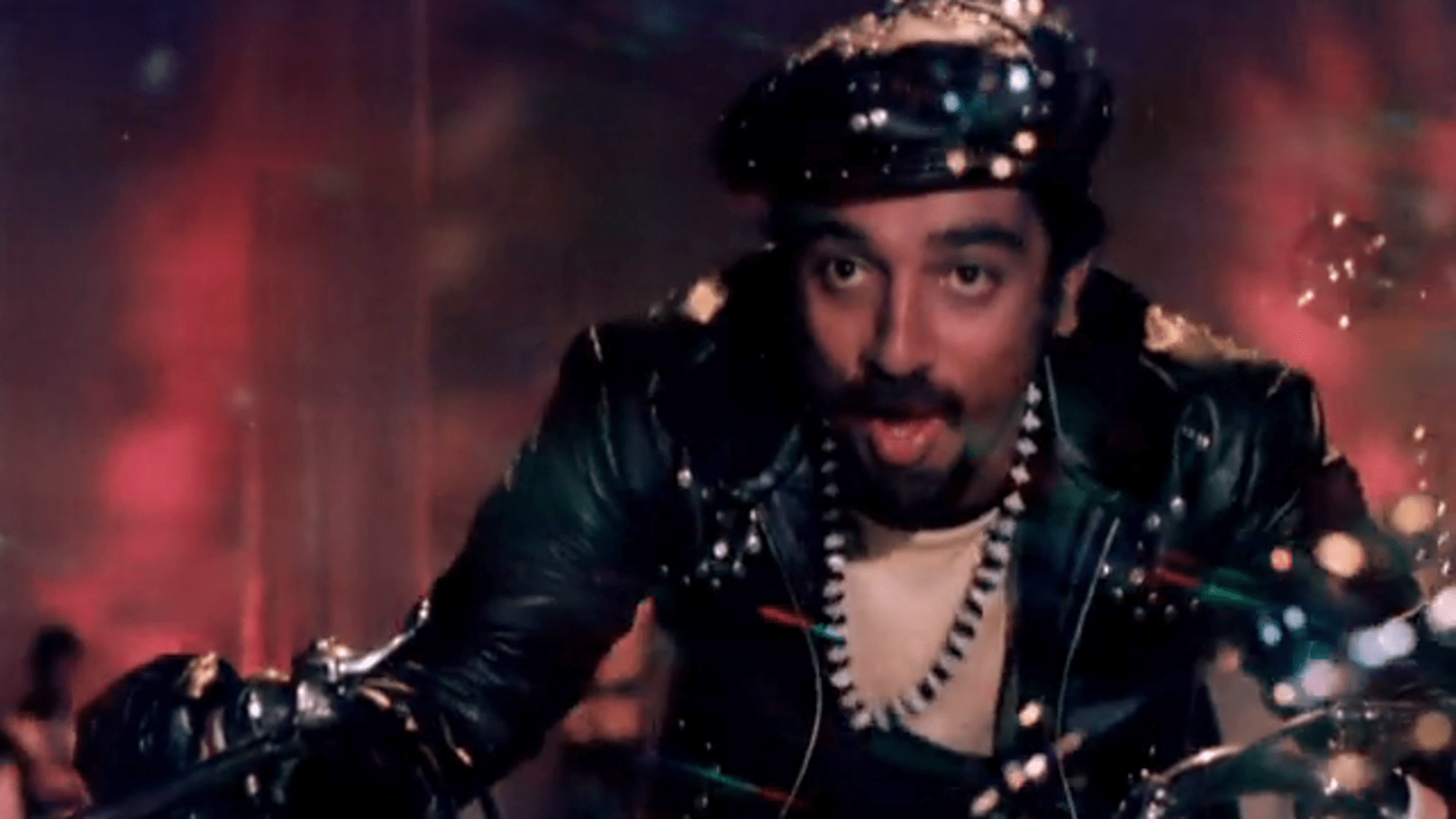 Vallavan Wallpapers - Top Free Vallavan Backgrounds - WallpaperAccess