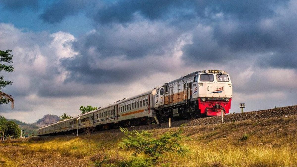 Kereta Api Wallpapers - Top Free Kereta Api Backgrounds - WallpaperAccess