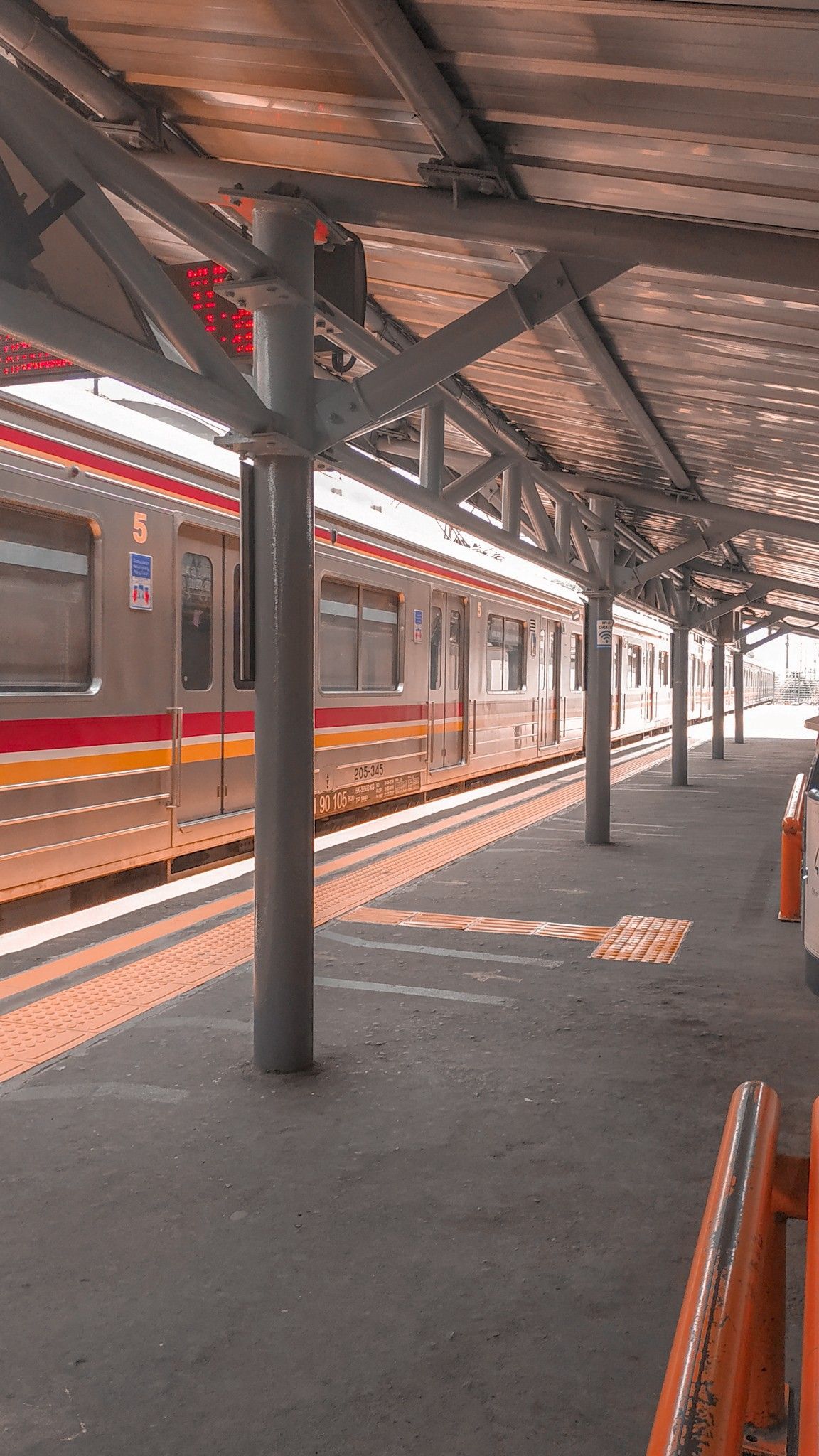 Kereta Api Wallpapers - Top Free Kereta Api Backgrounds - WallpaperAccess