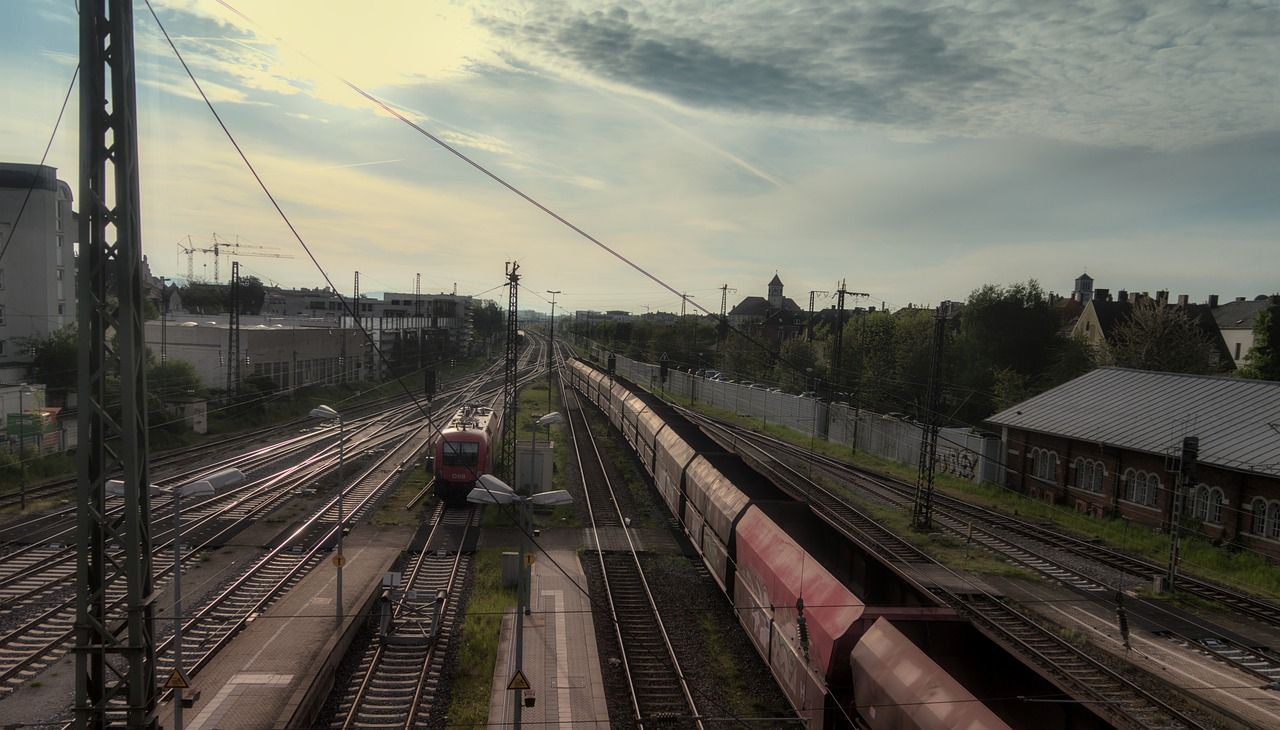 Kereta Api Wallpapers - Top Free Kereta Api Backgrounds - WallpaperAccess