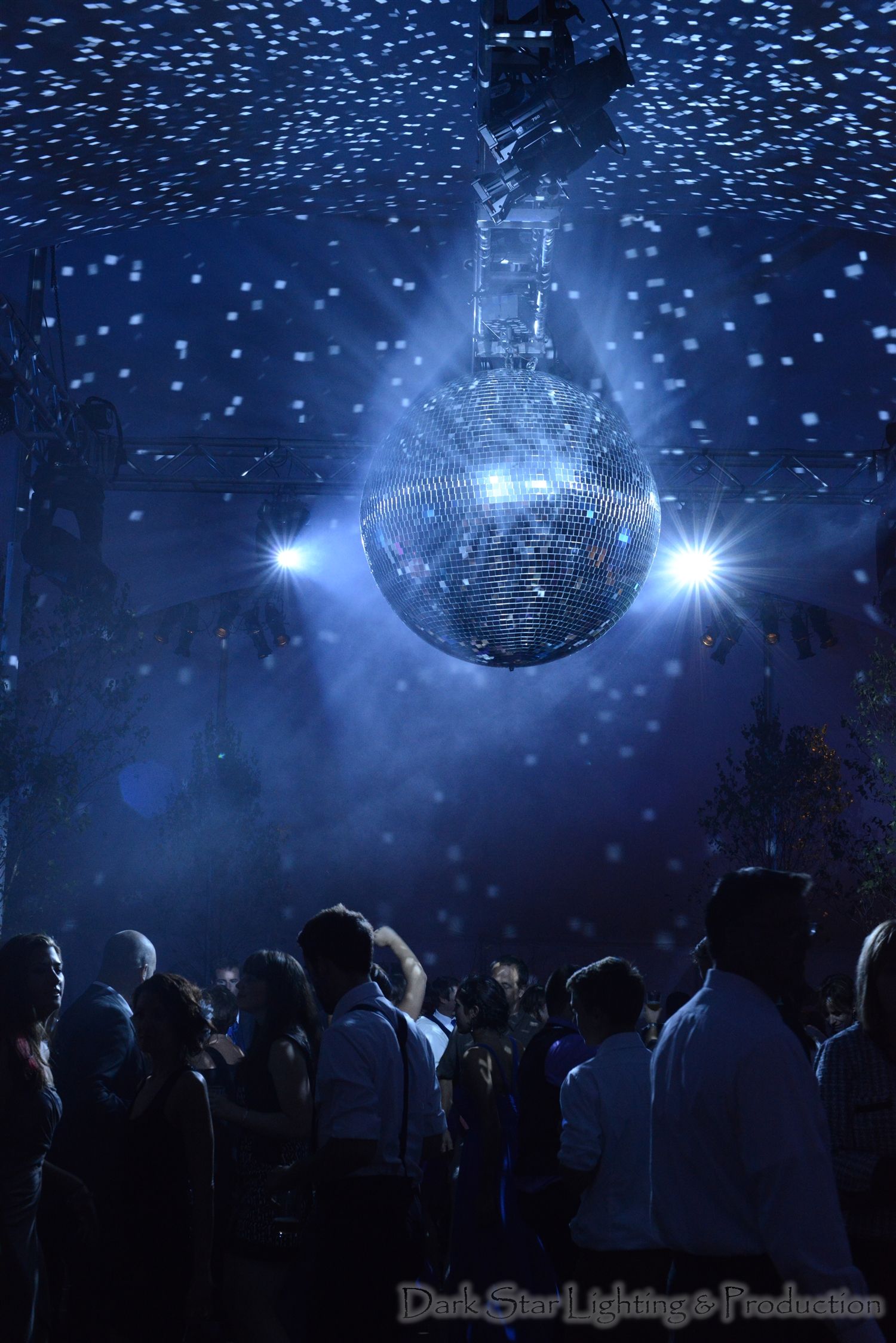 Mirror Ball Wallpapers - Top Free Mirror Ball Backgrounds - WallpaperAccess