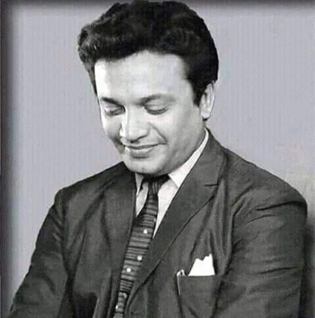 Uttam Kumar Wallpapers - Top Free Uttam Kumar Backgrounds - WallpaperAccess