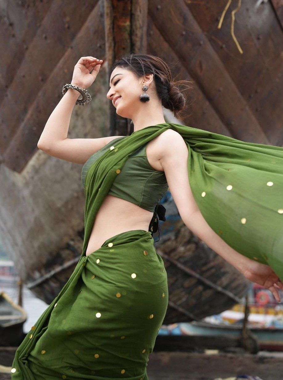 Sandeepa Dhar Wallpapers - Top Free Sandeepa Dhar Backgrounds ...