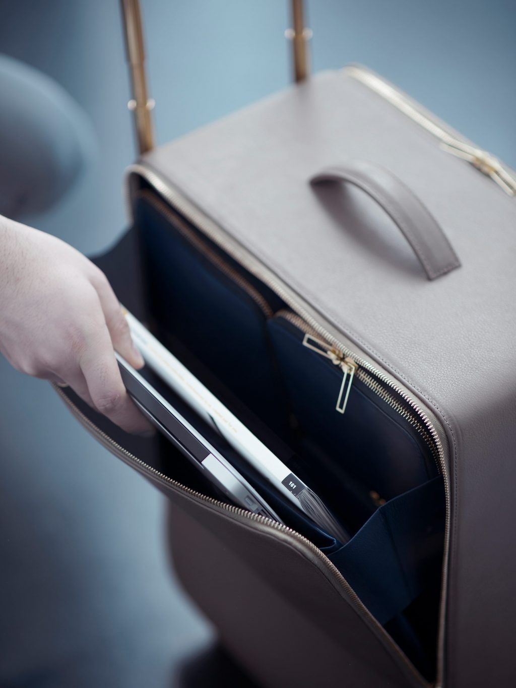 Baggage Wallpapers - Top Free Baggage Backgrounds - WallpaperAccess