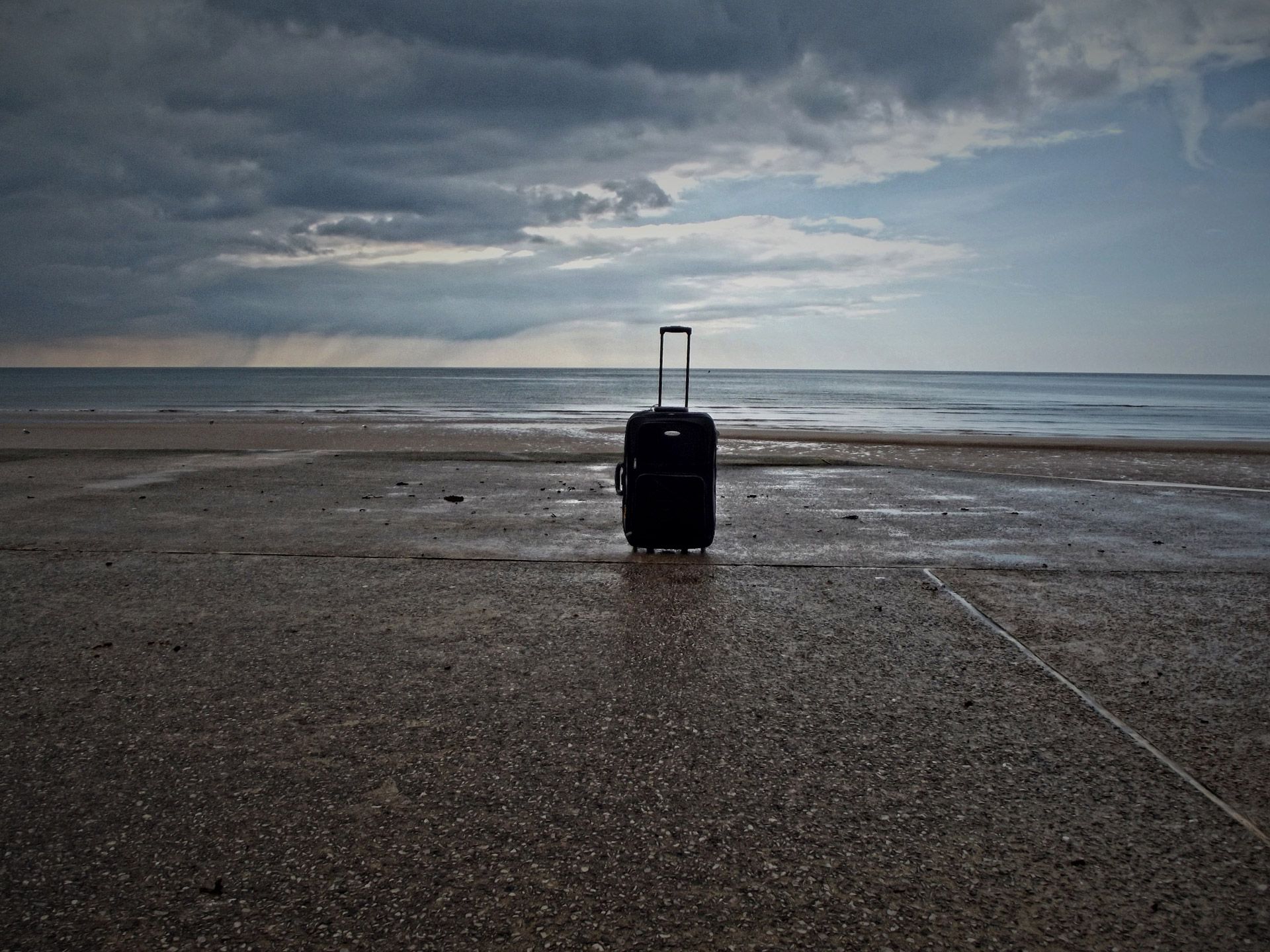 Baggage Wallpapers - Top Free Baggage Backgrounds - WallpaperAccess