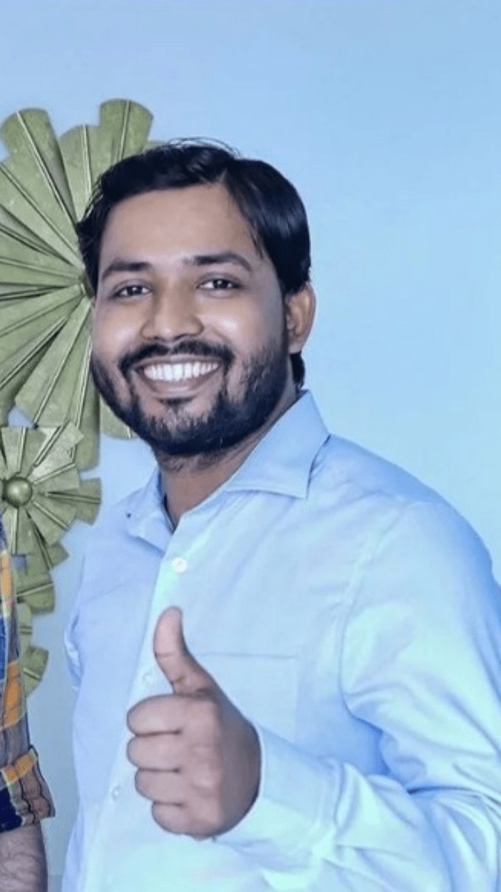 Khan Sir Wallpapers - Top Free Khan Sir Backgrounds - WallpaperAccess