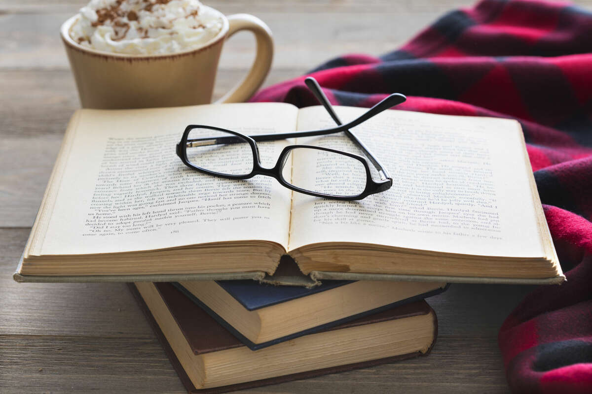 Winter Books Wallpapers - Top Free Winter Books Backgrounds ...