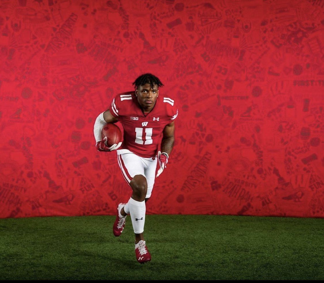 Wisconsin Football Wallpapers - Top Free Wisconsin Football Backgrounds ...