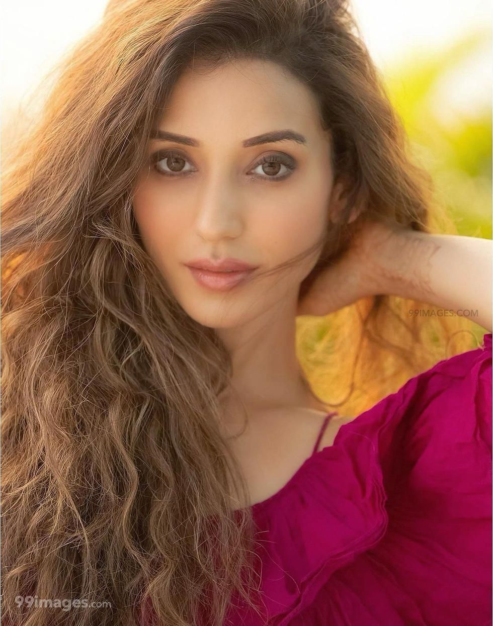 Heli Daruwala Wallpapers - Top Free Heli Daruwala Backgrounds ...