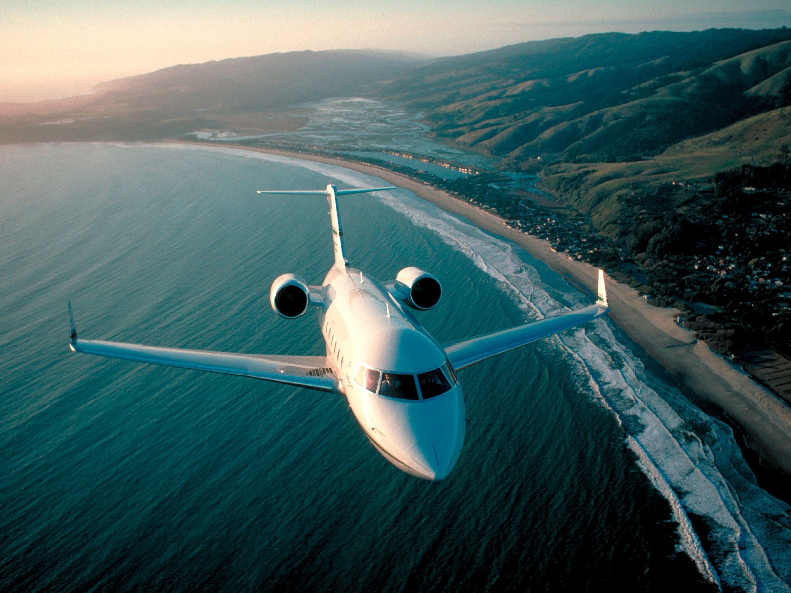 Luxury Jet Wallpapers - Top Free Luxury Jet Backgrounds - WallpaperAccess