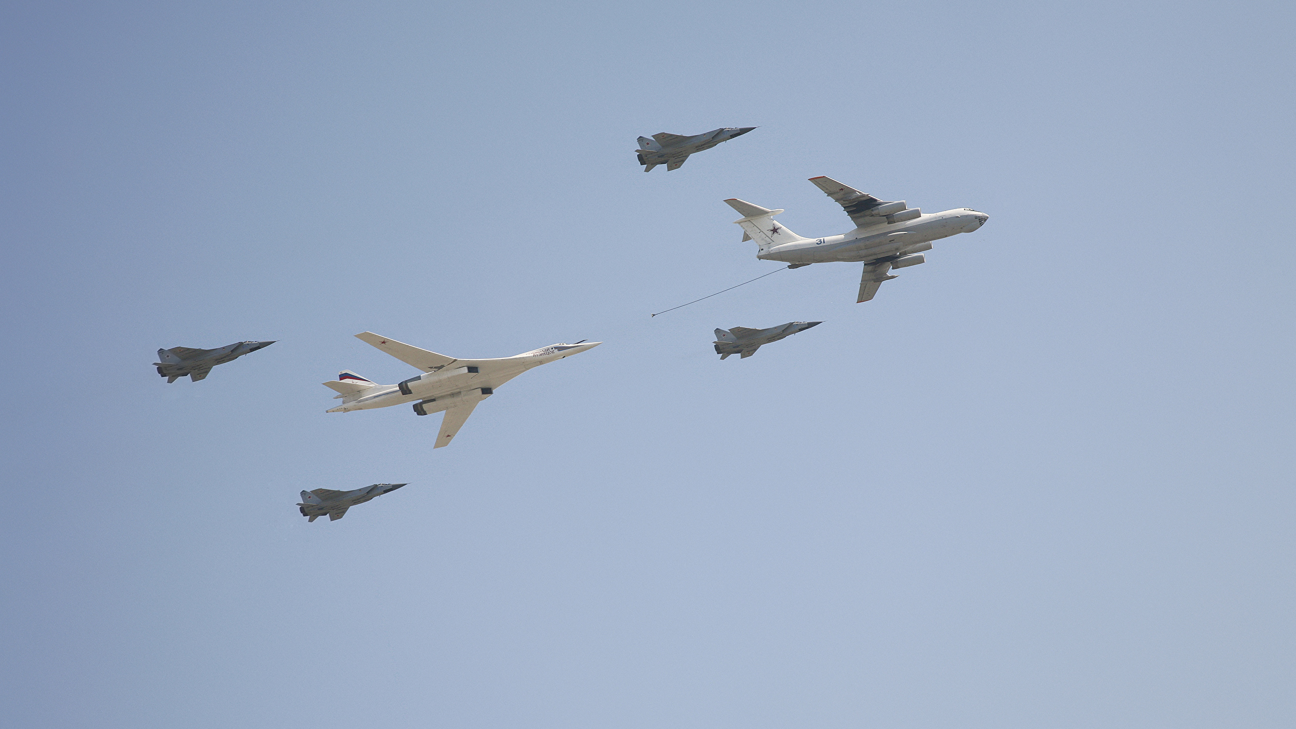 Túpolev Tu-160 Wallpapers - Top Free Túpolev Tu-160 Backgrounds ...