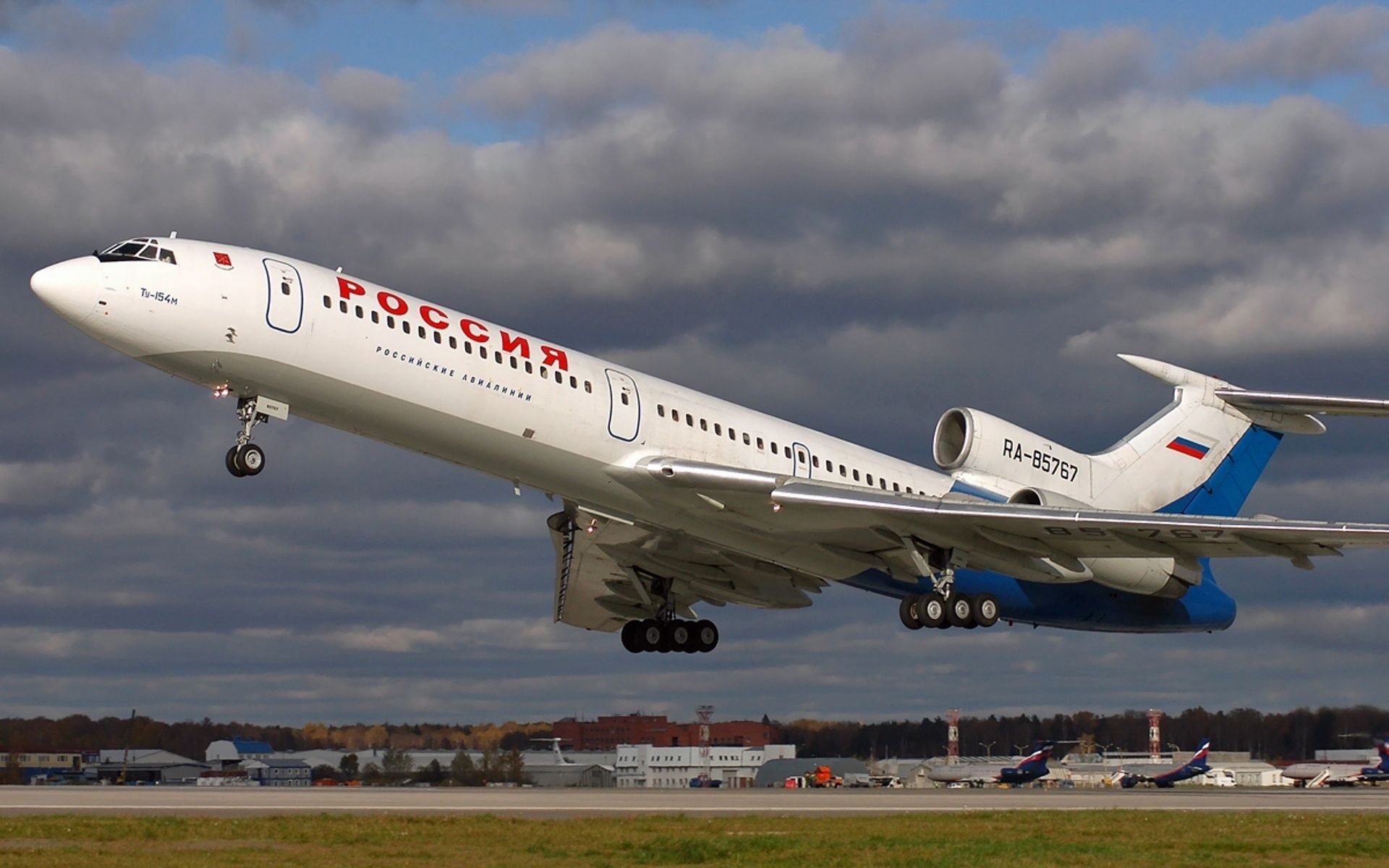 Tupolev Wallpapers - Top Free Tupolev Backgrounds - WallpaperAccess