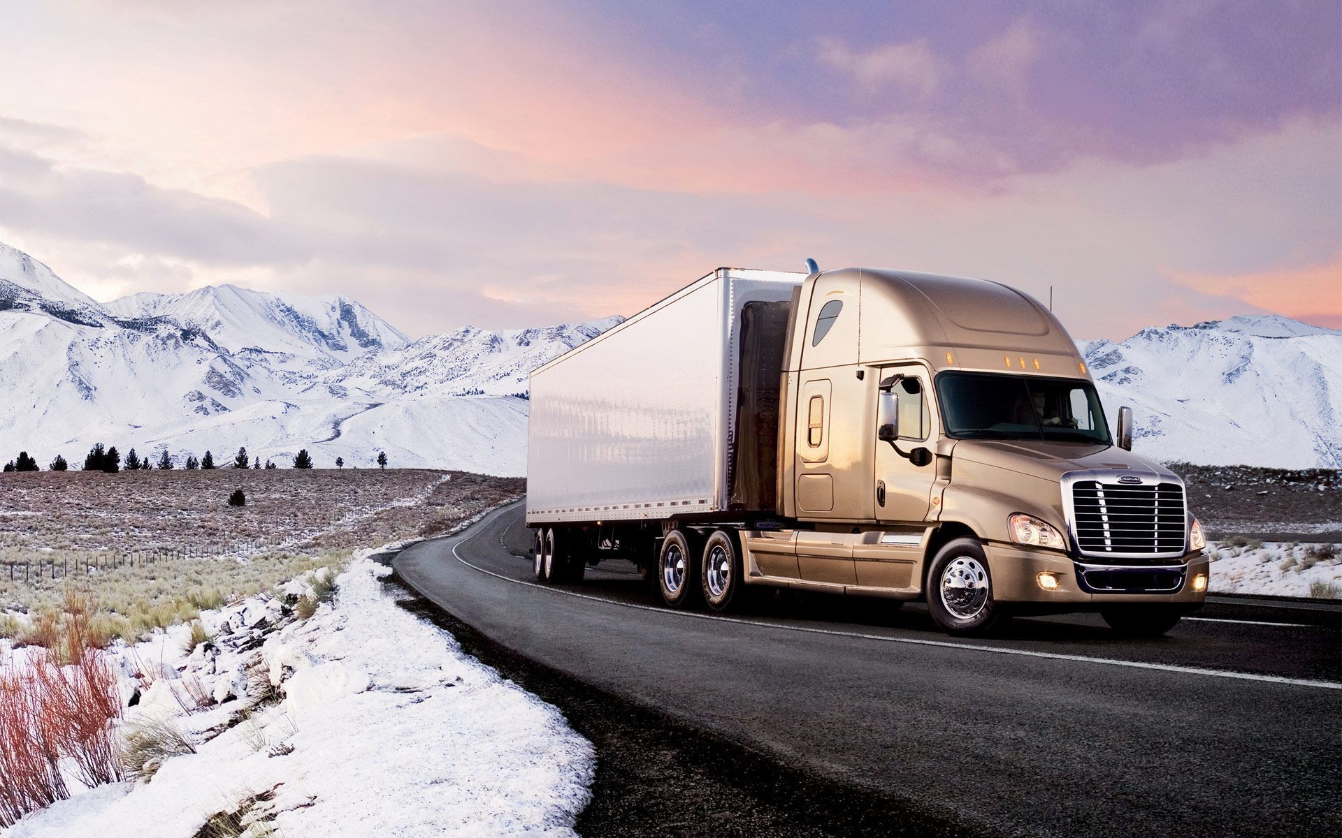Heavy Truck Wallpapers - Top Free Heavy Truck Backgrounds - WallpaperAccess