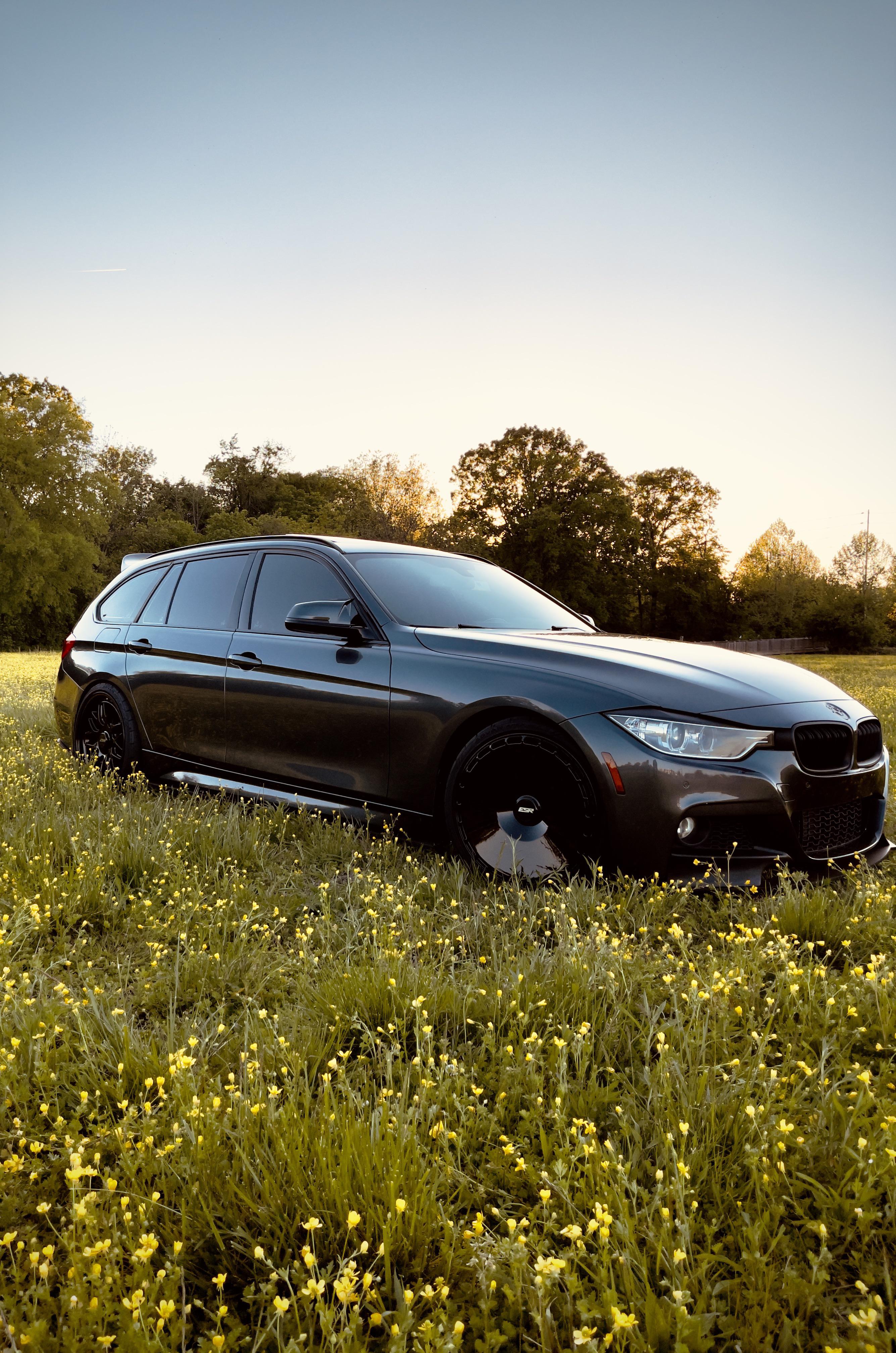 BMW Wagon Wallpapers - Top Free BMW Wagon Backgrounds - WallpaperAccess