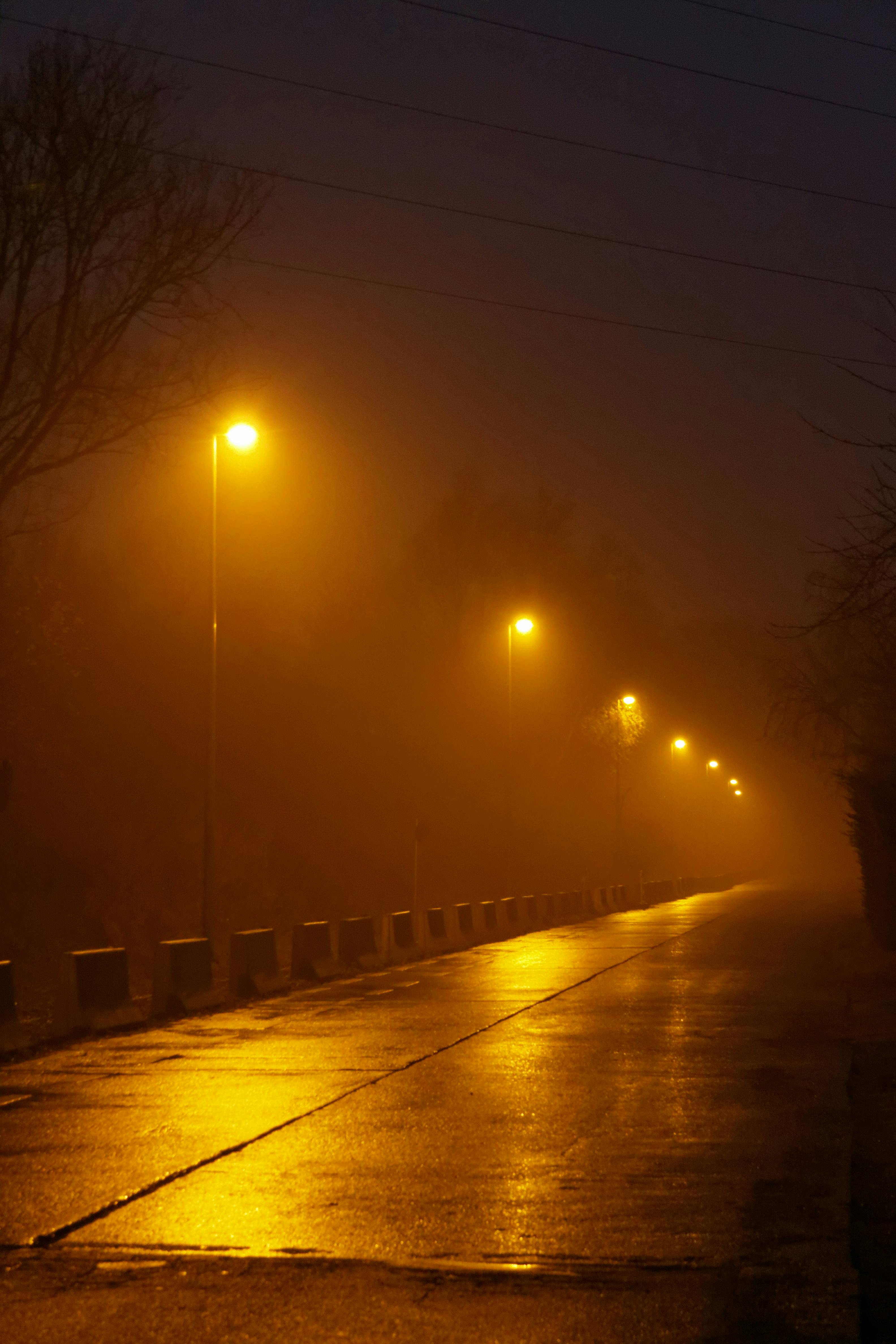 Street Lamp In Fog Wallpapers - Top Free Street Lamp In Fog Backgrounds ...