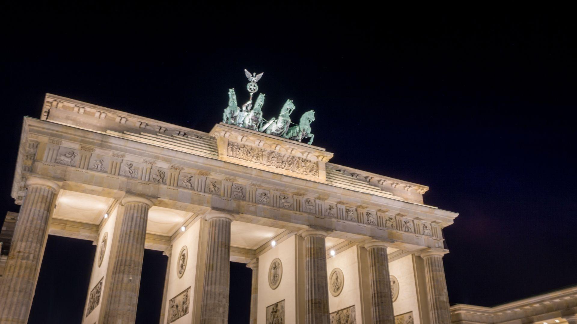 Brandenburg Gate Wallpapers - Top Free Brandenburg Gate Backgrounds ...