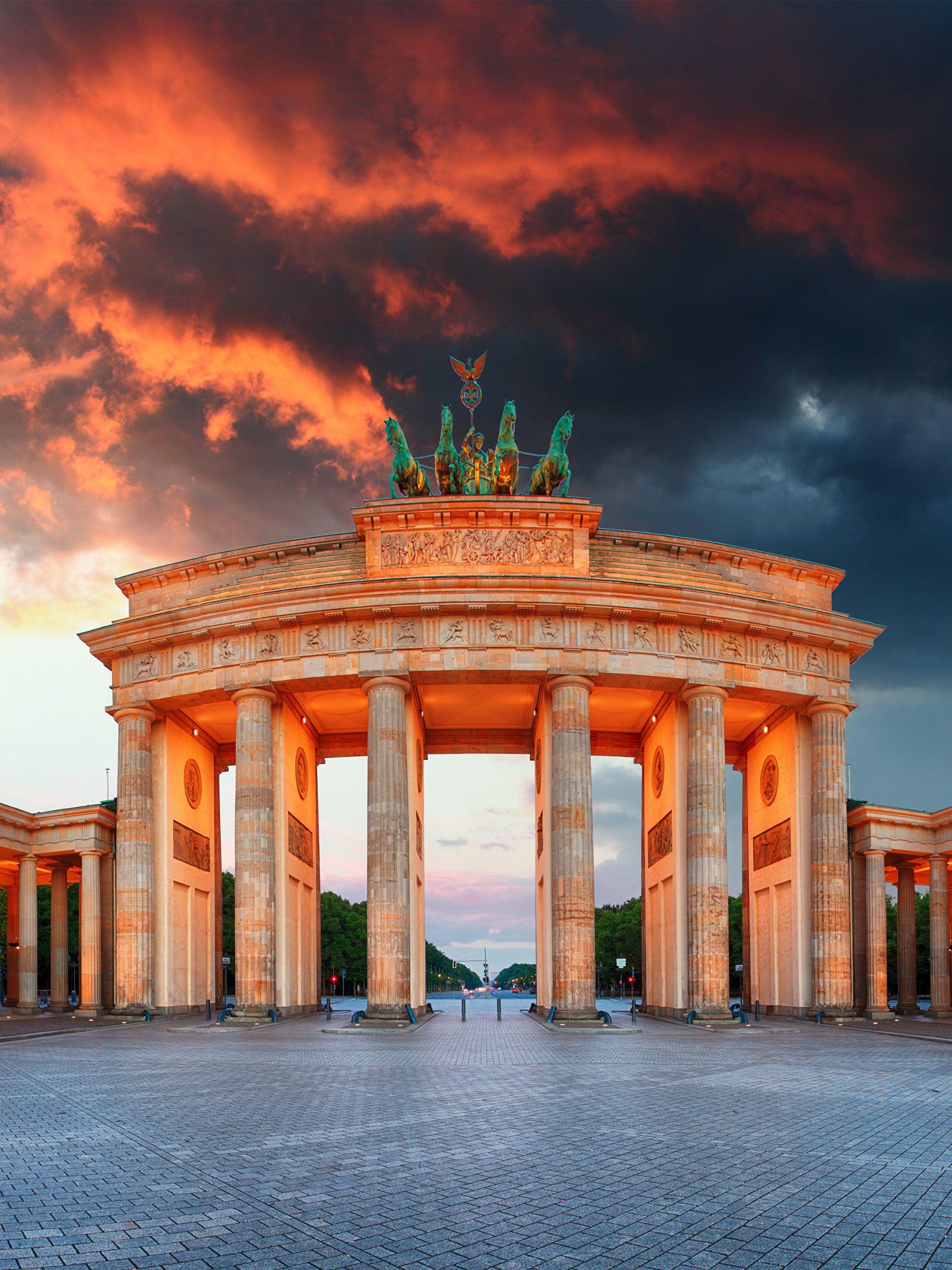 Brandenburg Gate Wallpapers - Top Free Brandenburg Gate Backgrounds ...