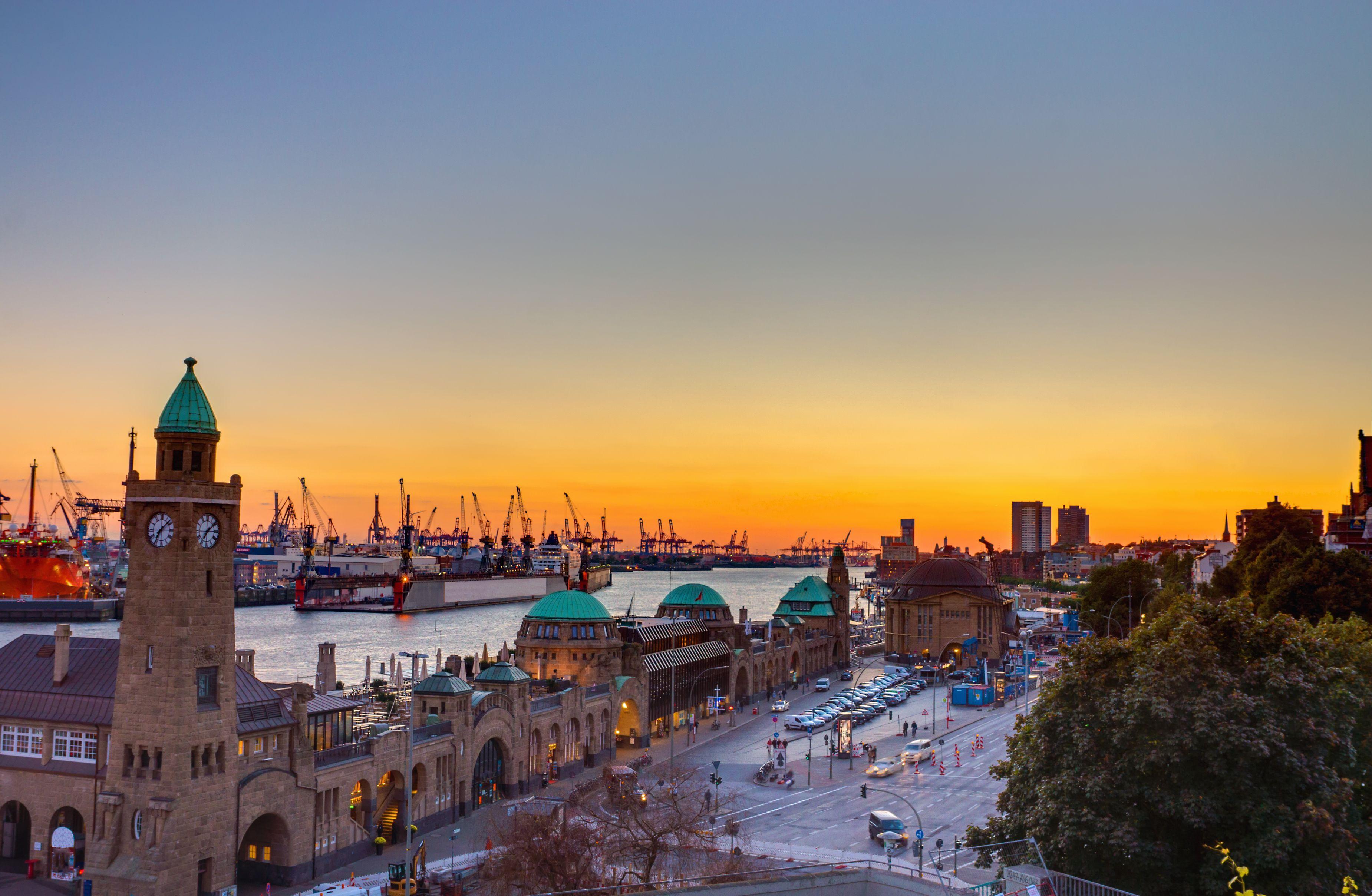 Hamburg Wallpapers - Top Free Hamburg Backgrounds - WallpaperAccess
