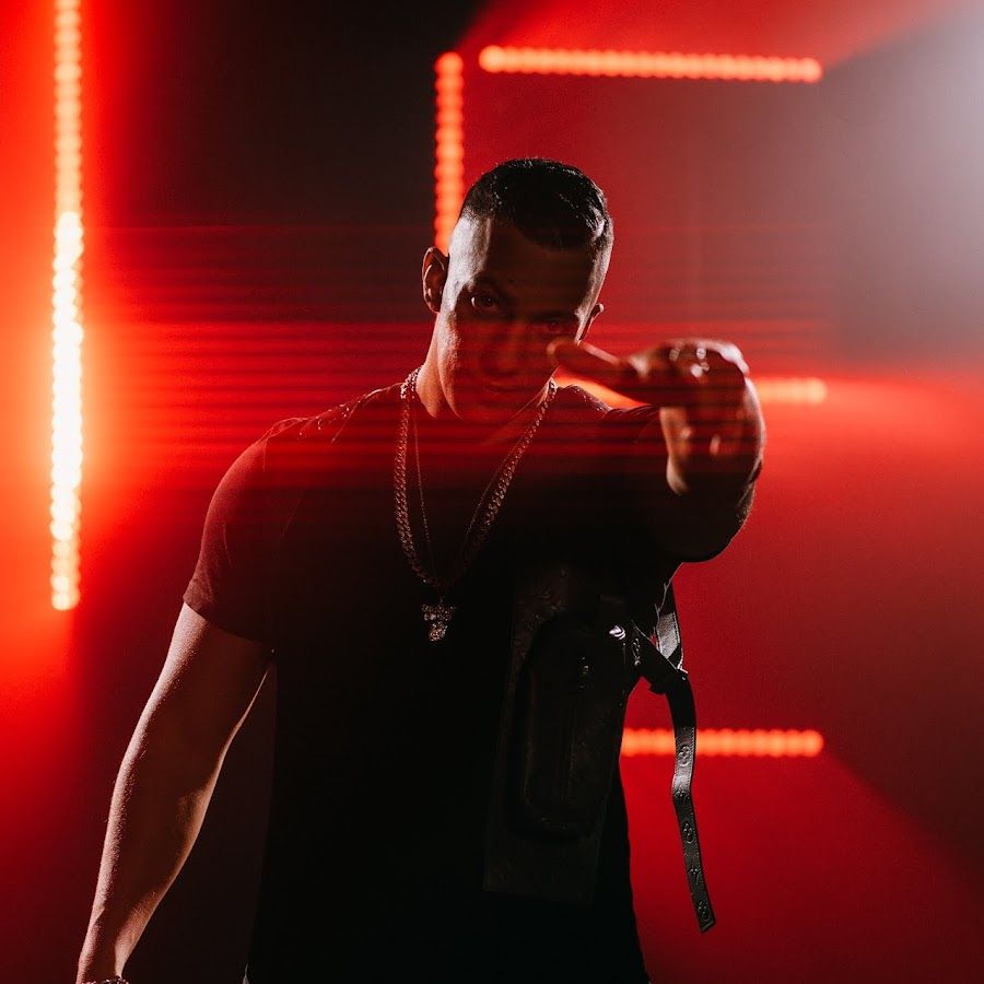 Farid Bang Wallpapers - Top Free Farid Bang Backgrounds - WallpaperAccess