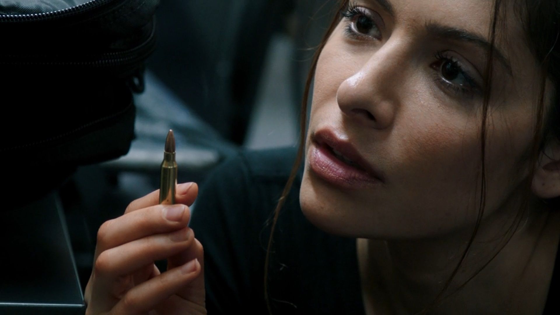 Sarah Shahi Wallpapers - Top Free Sarah Shahi Backgrounds - WallpaperAccess